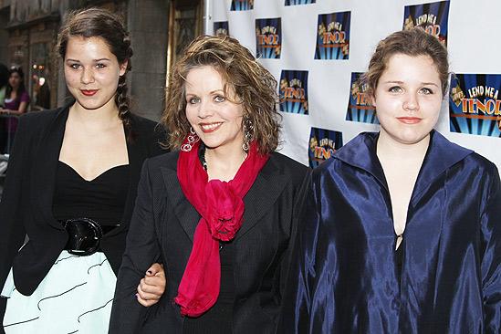 Broadway.com | Photo 23 of 51 | The Tenor Section Is Filled with Stars as LaPaglia, Shalhoub ...