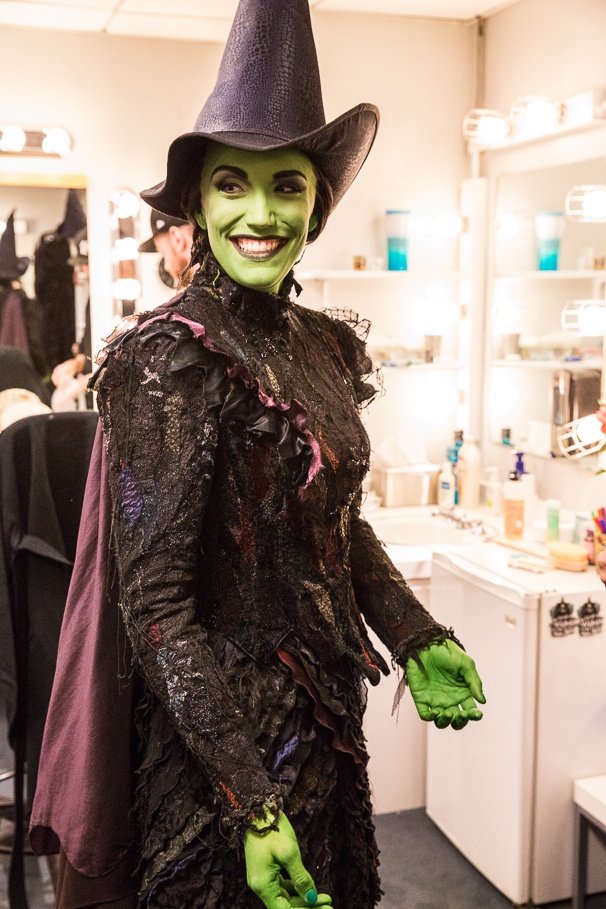 Broadway.com | Photo 19 of 19 | Exclusive Photos! Go Backstage with ...